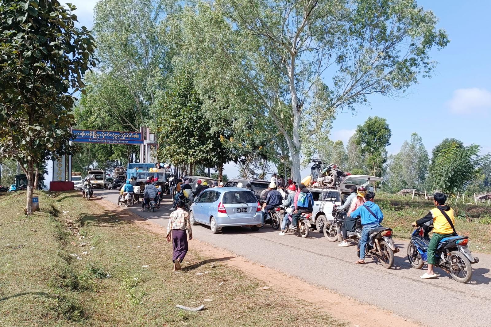 တန့်ယန်းမြို့နယ်တွင် ယာယီနေရပ်စွန့်ခွာသူများအား နေရပ်ပြန်နိုင်ရေးအတွက
